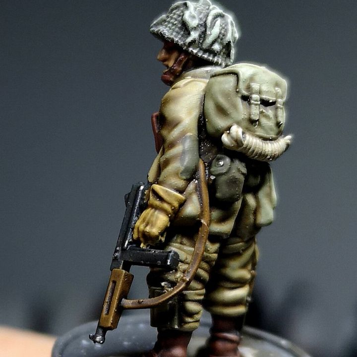 3D Printable WW2 28mm US PARATROOPER OFFICER/NCO ADVANCE SIGN (MODUL ...