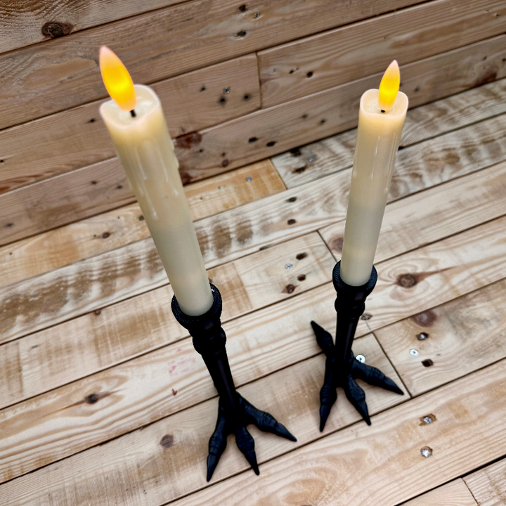 3D Printable Crow Claw Candle Stick Holders by ENIQUE3D