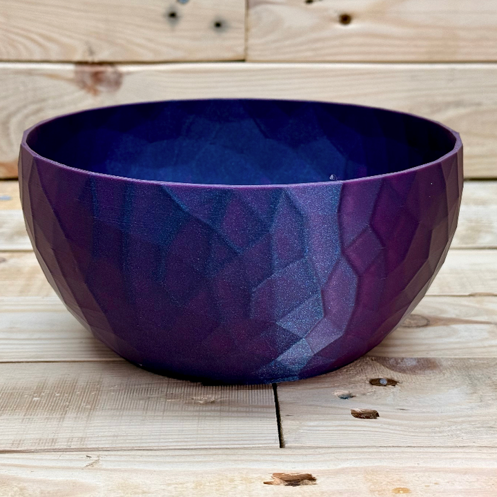 3D Printable Low Poly Bowls (2 sizes) by ENIQUE3D