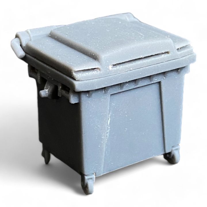 3D Printable Trash Container by Tiny Furniture