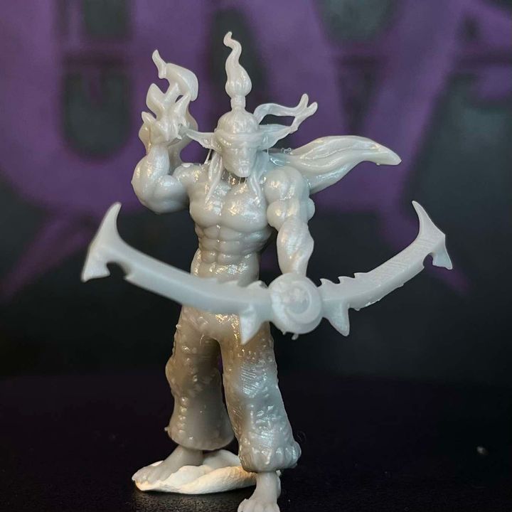 3D Printable shadow elves by UV minis