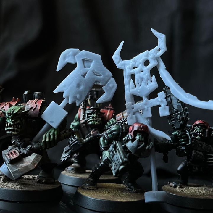 3D Printable ork banners by UV minis