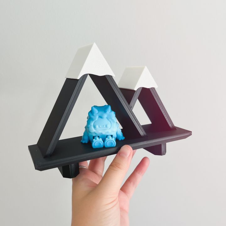 3D Printable Yeti Flexi and Mountain Shelf by Layersingreen