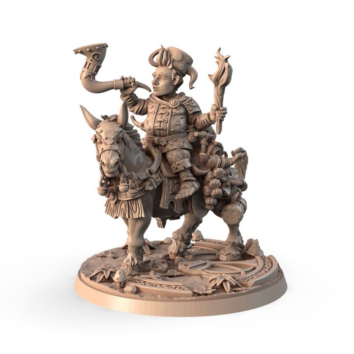 3D Printable Bramble, Garden Knight with Horn by Signum Workshop