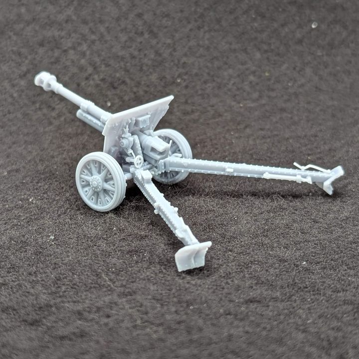 3D Printable 10.5cm Haubits m/40 howitzer (Sweden, WW2) by Wargame3d