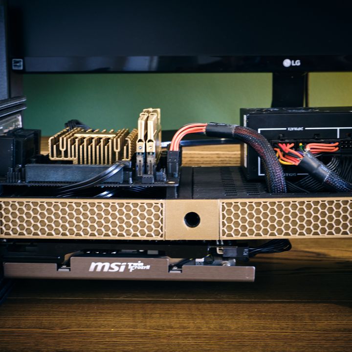 3D Printable Mini ITX Open Frame Desktop PC Case by S S