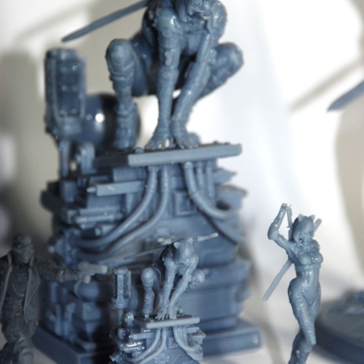 3D Print of Cyberpunk eGirl Cyberpsycho - Keiko "P0MP0M" Pomeroy (Diorama Pose) by Psyscape