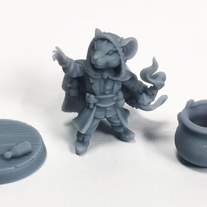 3D Printable Mouseling Alchemist | Tabletop RPG Mouse Folk Mini by The ...