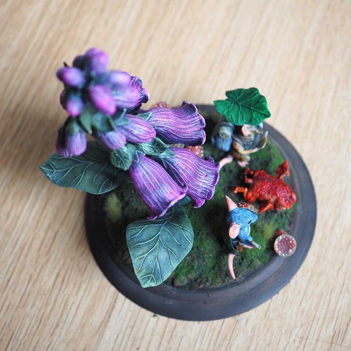 3D Printable Diorama giant foxgloves and tiny elements by La Louve 3D