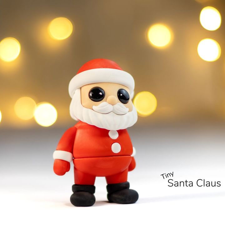 3D Printable Tiny Santa Claus by ZOU3D