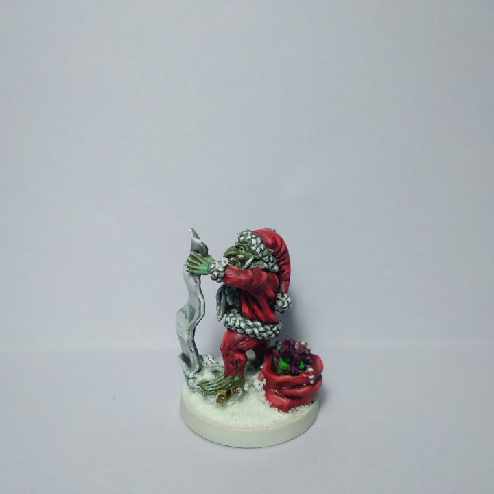 3D Printable Santa Goblin by Alboran's Heroes