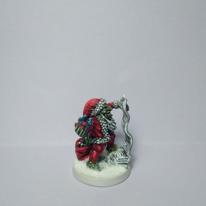 3D Printable Santa Goblin by Alboran's Heroes