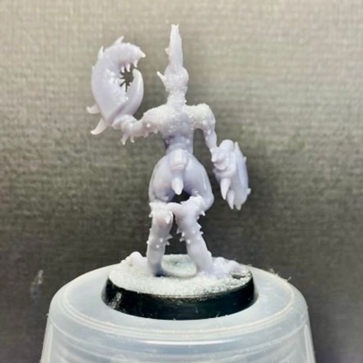 3D Printable Oldhammer daemonettes by Tommy