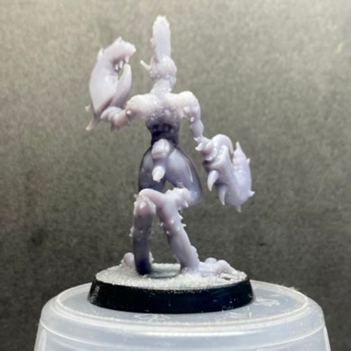 3D Printable Oldhammer daemonettes by Tommy