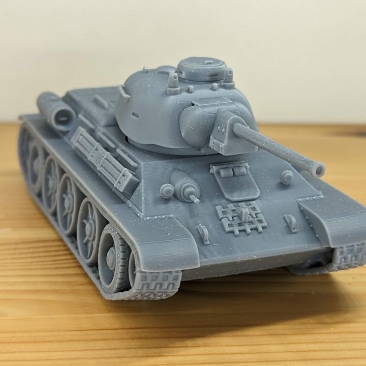 3D Printable T-34/76 Tank (model 1943) (USSR, WW2) by Wargame3d