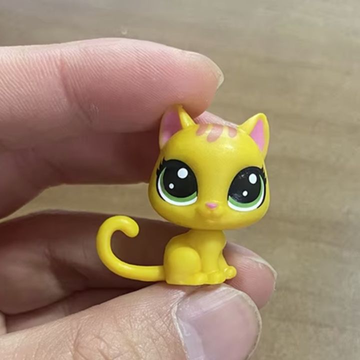 3D Printable Miniature cat figurines by X-at TM