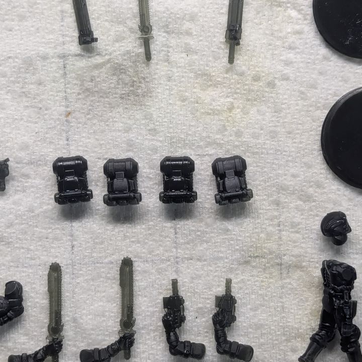 3D Printable 28mm Modular Mech Pilot On Foot by John Bear Ross