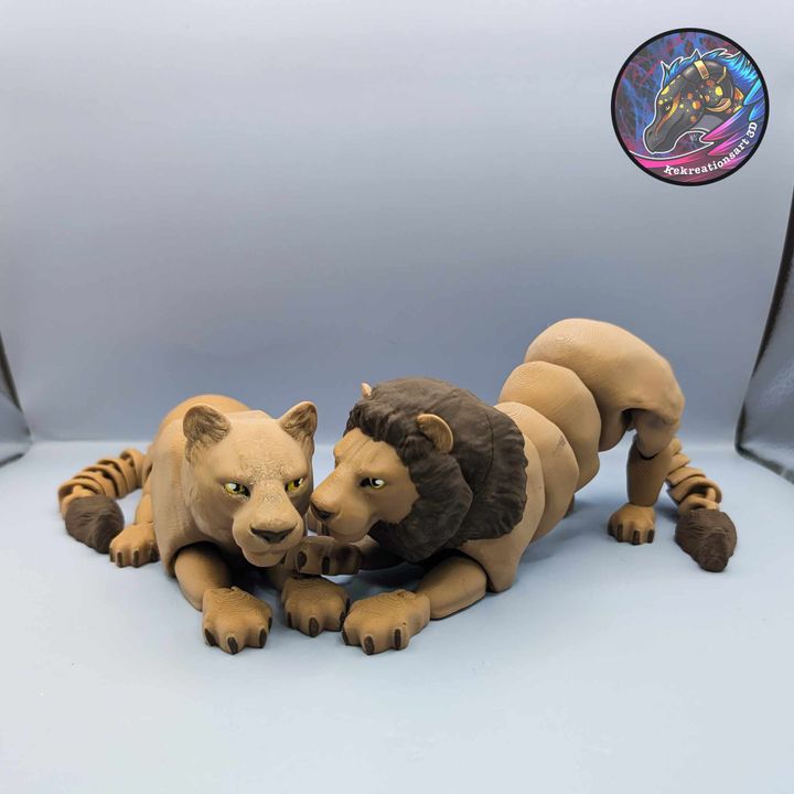 3D Printable Flexi Lions by Kirsten M