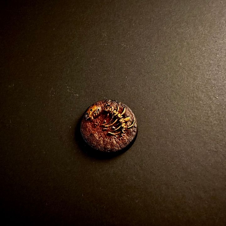 3D Printable TYRANIDS Bases and Toppers for your Miniatures by Warg'Name