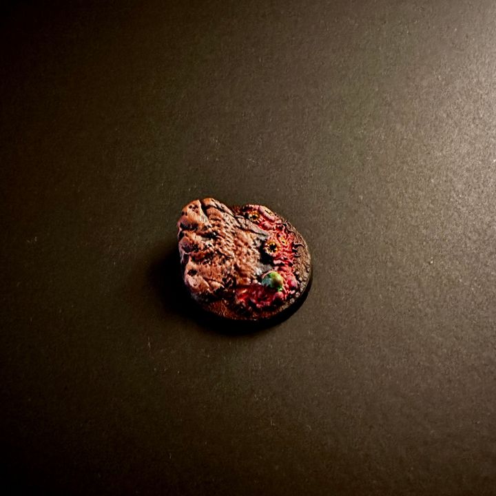 3D Printable TYRANIDS Bases and Toppers for your Miniatures by Warg'Name