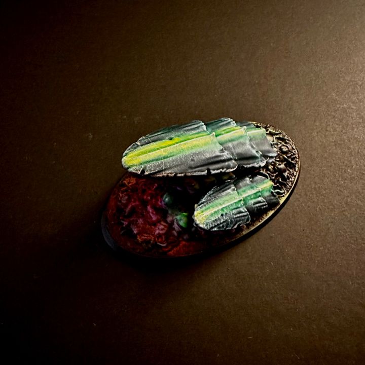 3D Printable TYRANIDS Bases and Toppers for your Miniatures by Warg'Name