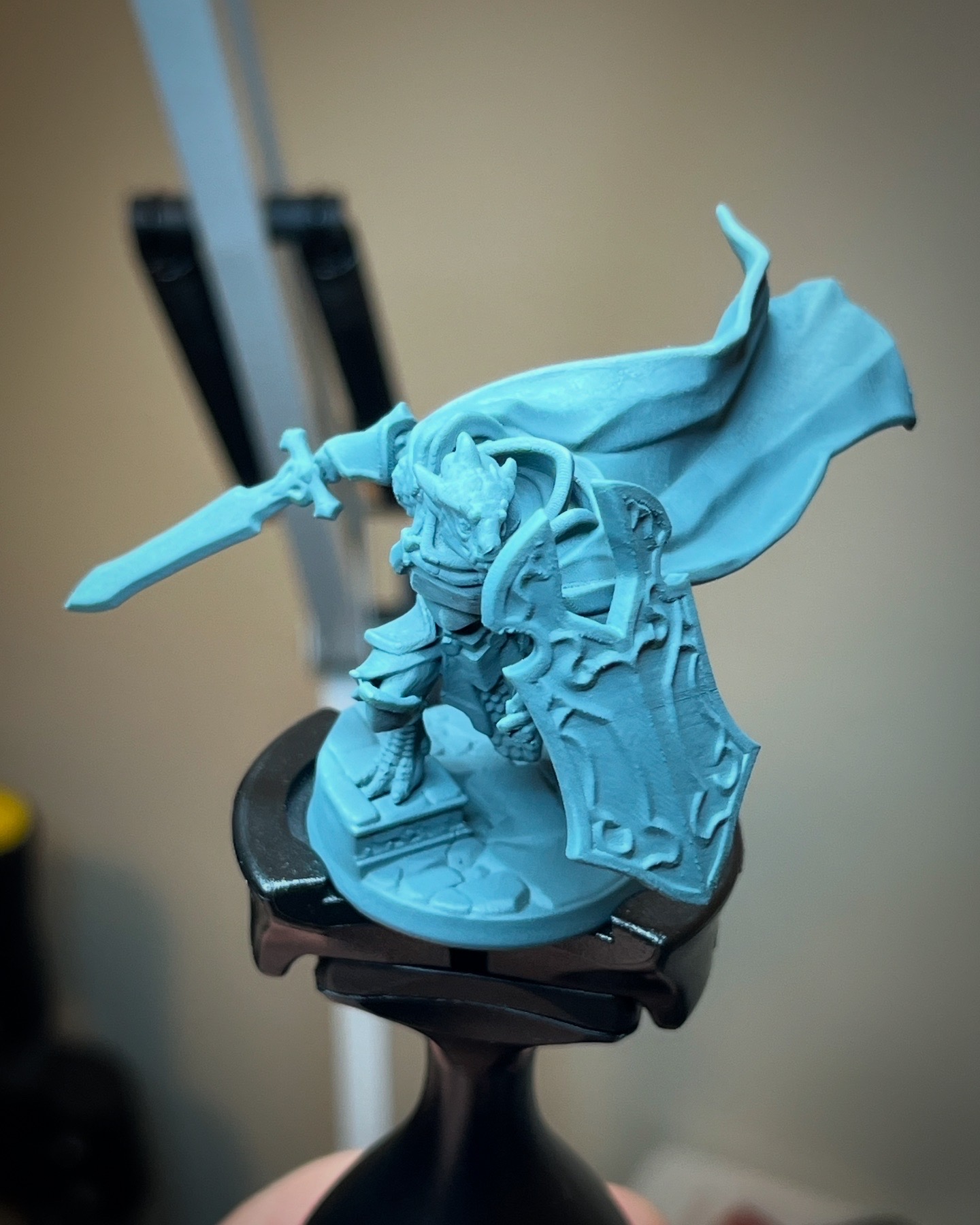 3D Printable Advanced FDM Dragon Kin Paladin Male by Arbiter Miniatures ...
