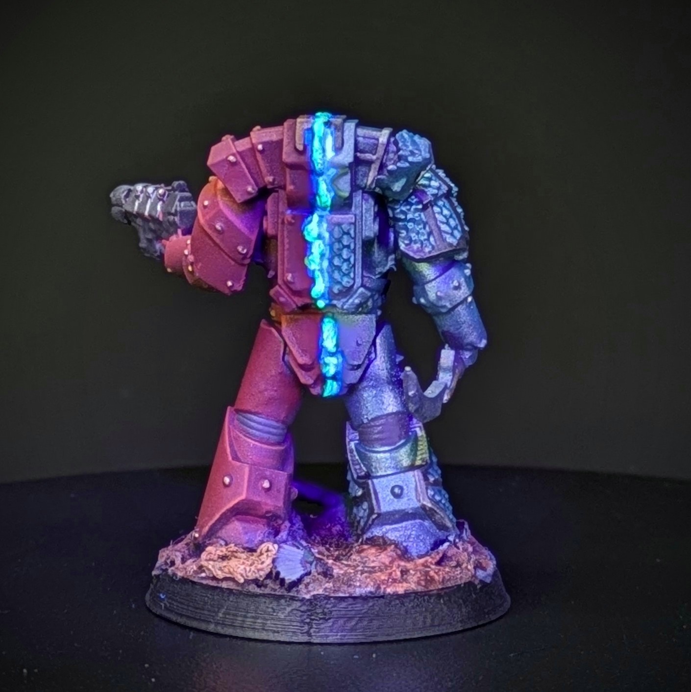 3D Printable Mk Hex Uncloaking Serpent Agent by Traktor Miniatures