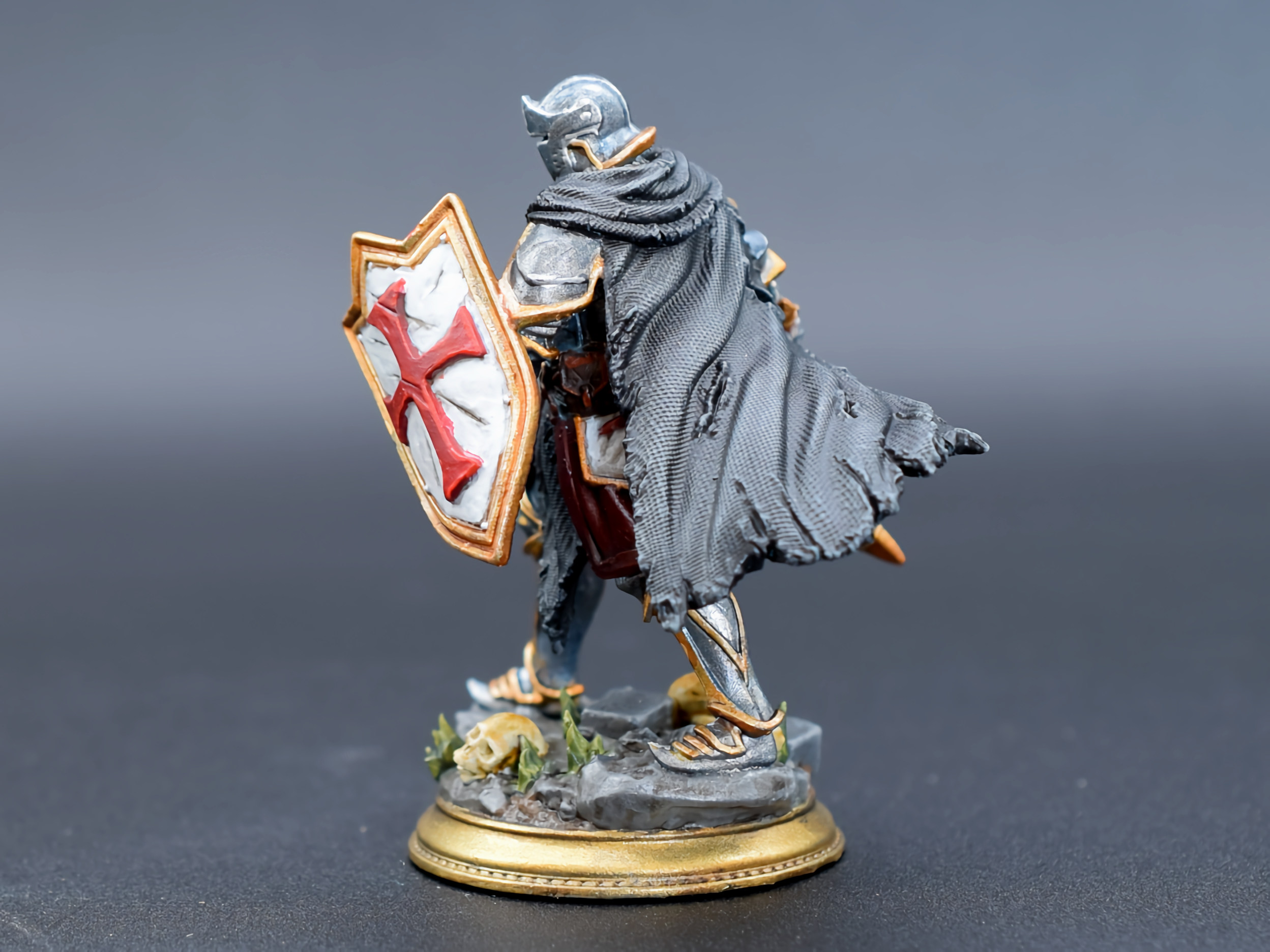 3D Printable Cursed Paladin of Vengeance - Leopold the Undying by DM Stash