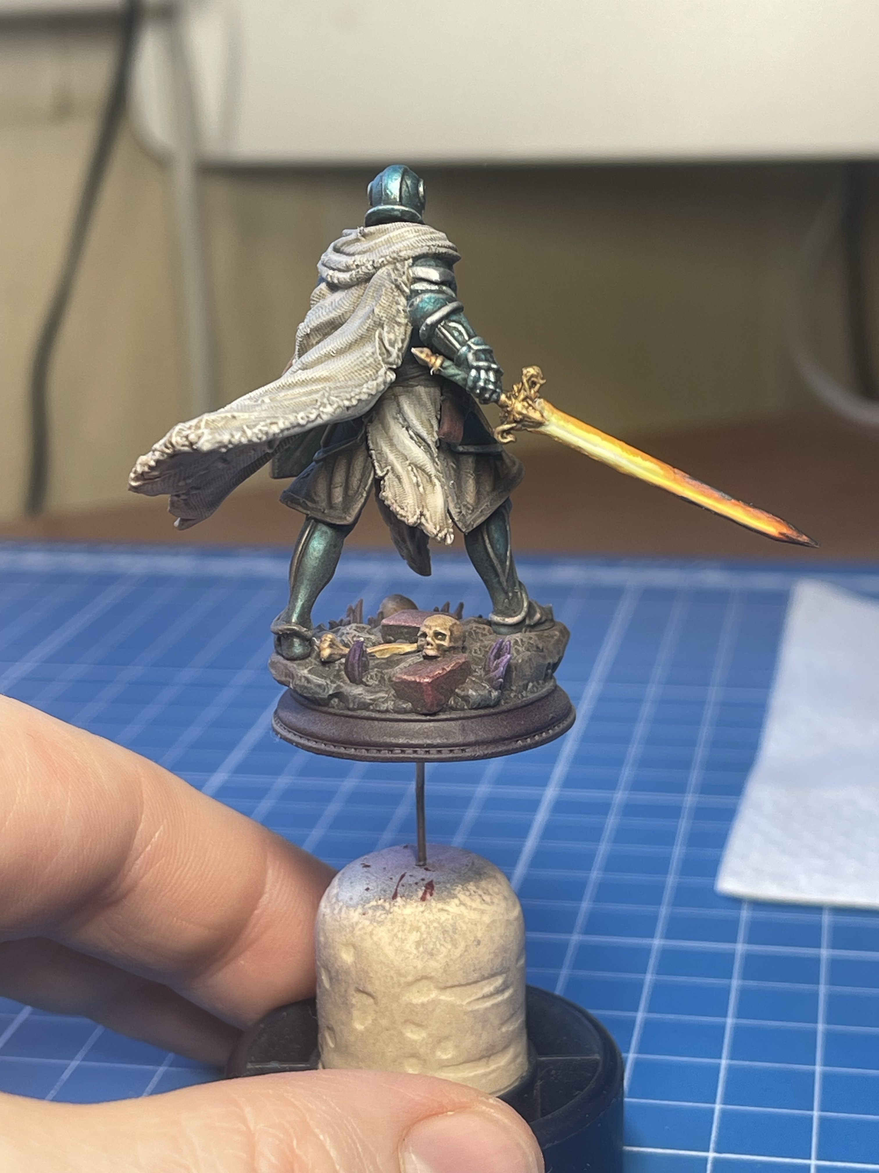 3D Printable Cursed Paladin of Vengeance - Leopold the Undying by DM Stash
