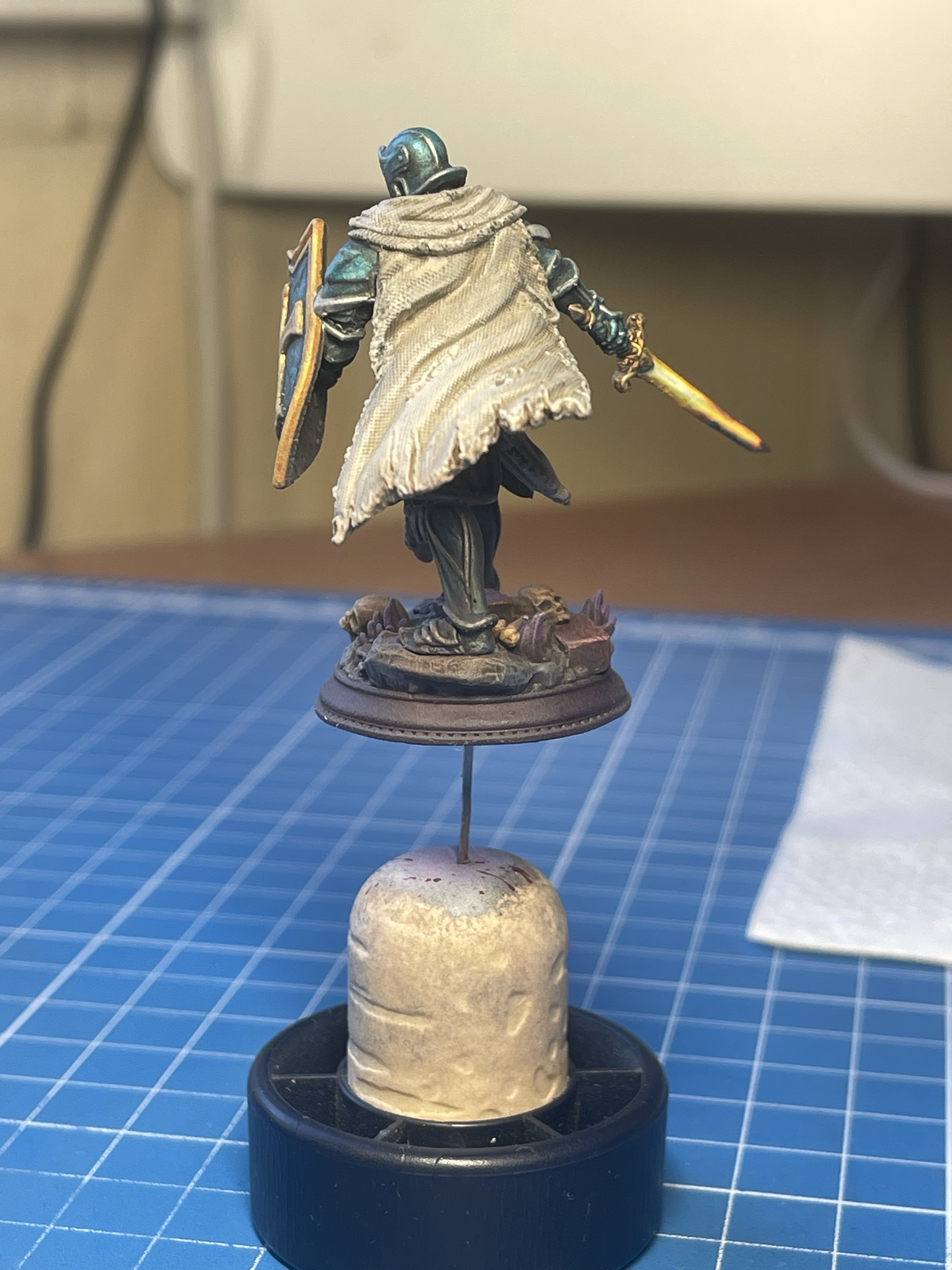 3D Printable Cursed Paladin of Vengeance - Leopold the Undying by DM Stash