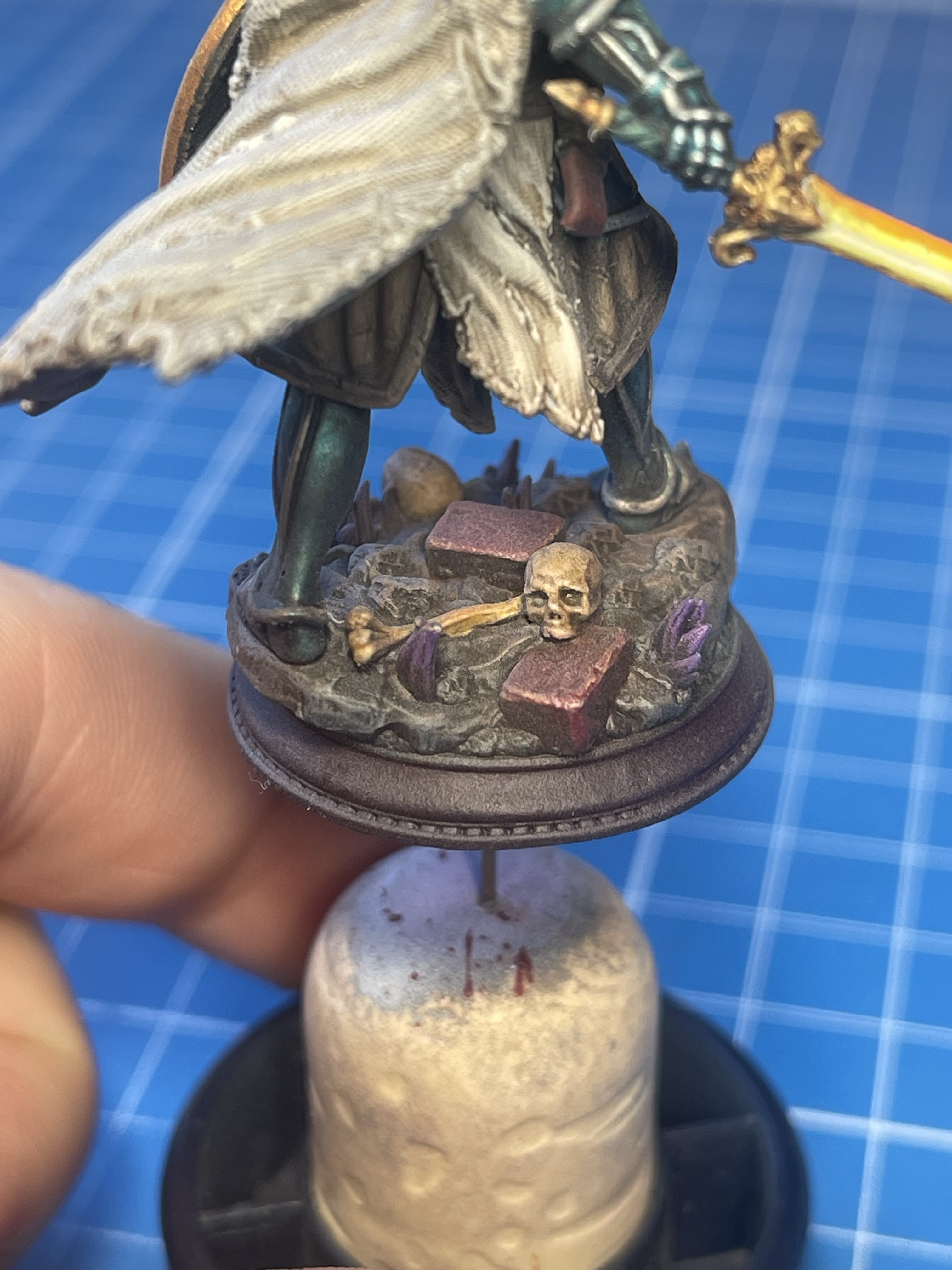 3D Printable Cursed Paladin of Vengeance - Leopold the Undying by DM Stash