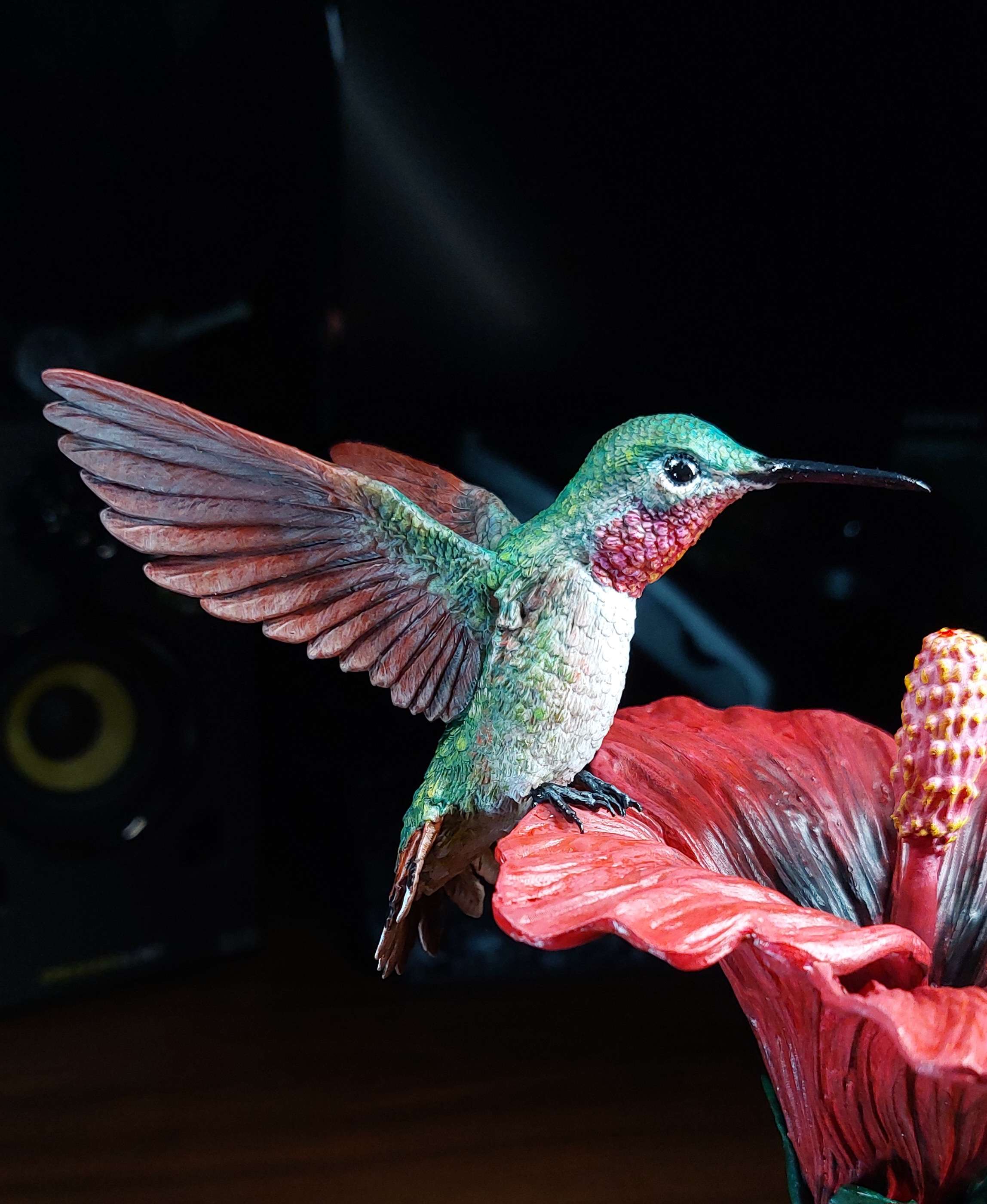 3D Printable Broad-Tailed Hummingbird by Animal Den Miniatures