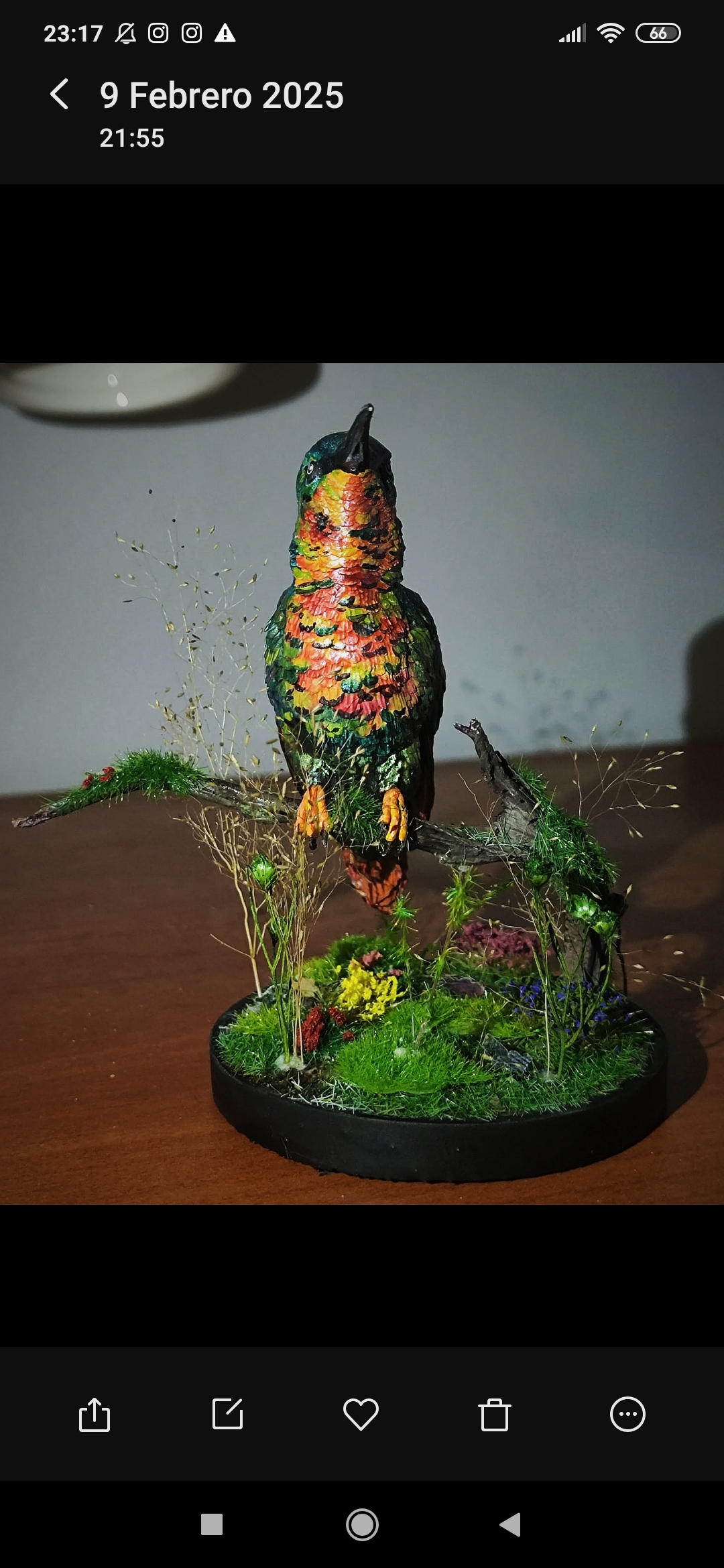 3D Printable Broad-Tailed Hummingbird Stand by Animal Den Miniatures