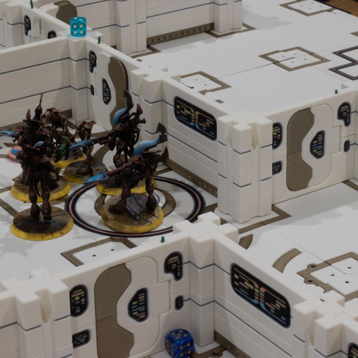 3D Printable Modular Wall Set - Sleek Starship by Griffin Designs