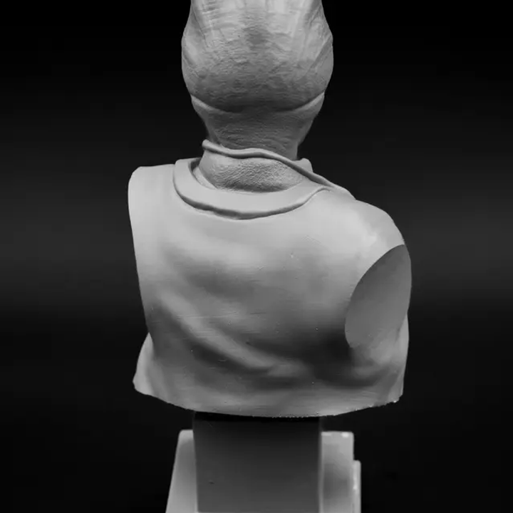 3D Printable Resident Alien Bust by Lantern Lore