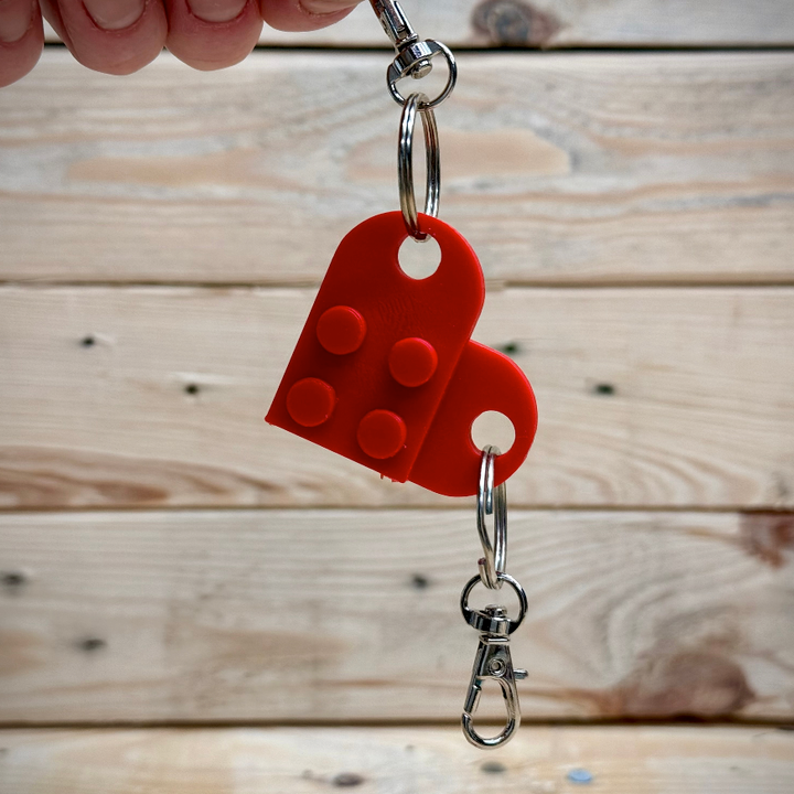 3D Printable Connecting Heart Keychain by ENIQUE3D