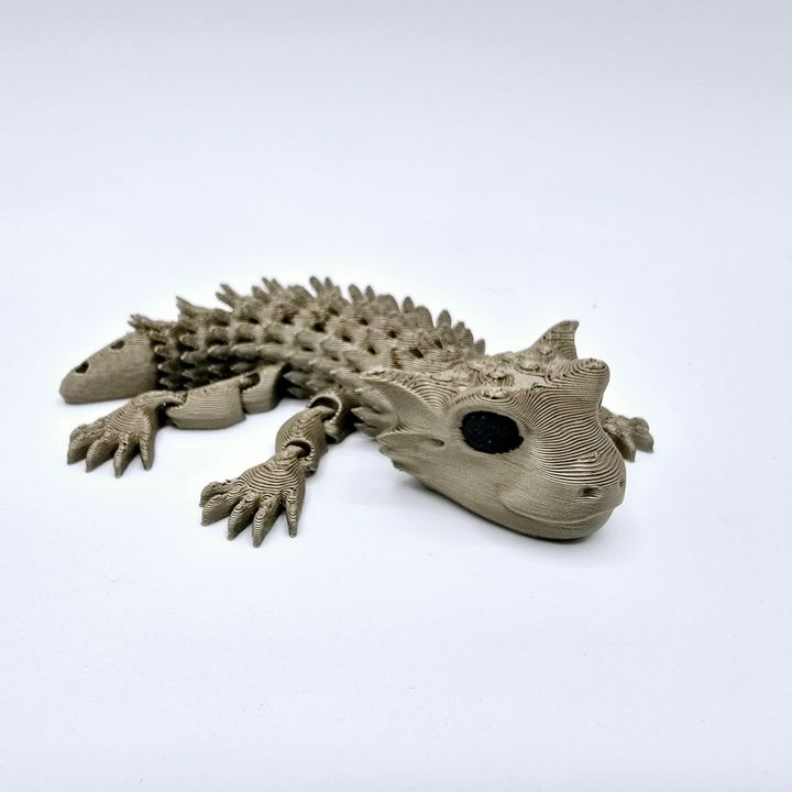 3D Printable Pocket Pet Bearded Dragon Keychain by Fillifuu
