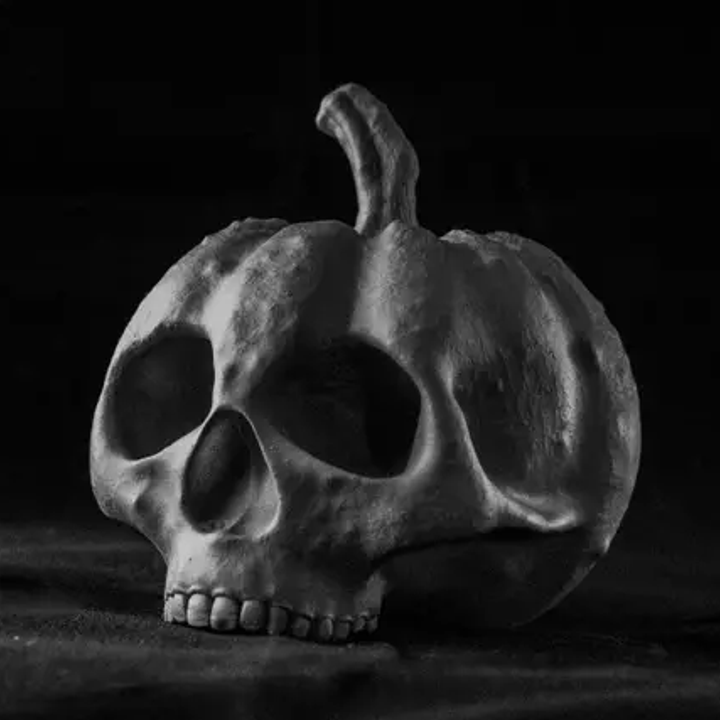 3D Printable Pumpkin Skull Shaman (Teyoc) by Lantern Lore