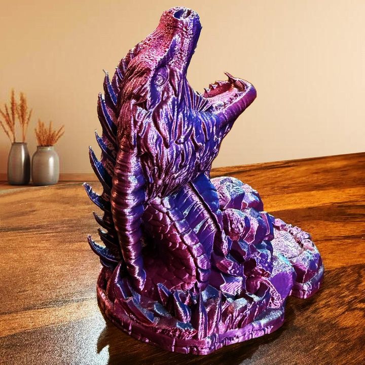 3D Printable 100 % Support Free - Epic Roll in Fantasy Cave - Legend ...