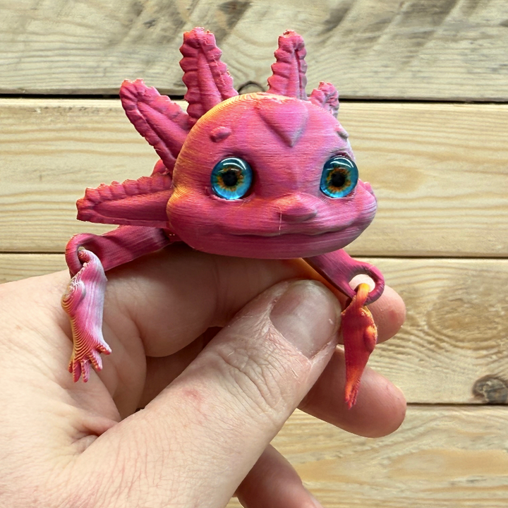 3D Printable Heart Axolotl (Glass Eyes) by ENIQUE3D