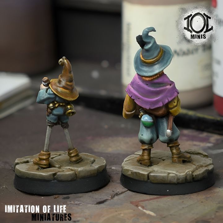 3D Printable Apprentice and Familiar by Imitation of Life Miniatures
