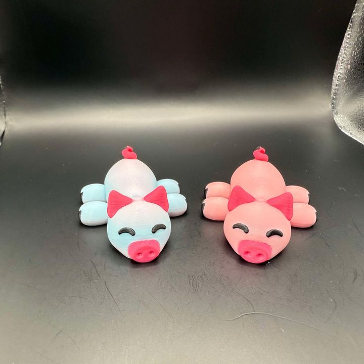 3D Printable Cute Tiny Articulated Pig with Hooves by Shawn Pena