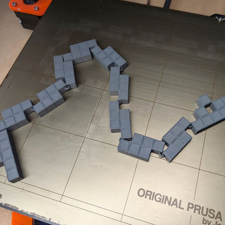 3D Printable Flexi Nokia Snake by 3Demon