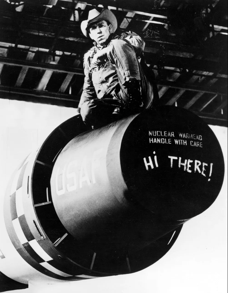 3D Printable The Hollow War - Bomb Witch by koolkiwi Miniatures