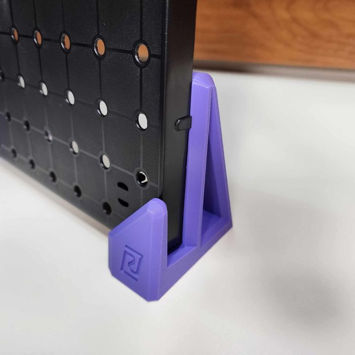 3D Printable PEGBOARD MADNESS!! by Ryan Cozart