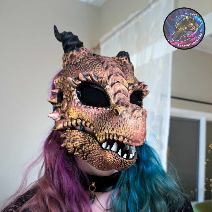 3D Printable Wearable Dragon Cosplay Mask by Kirsten M
