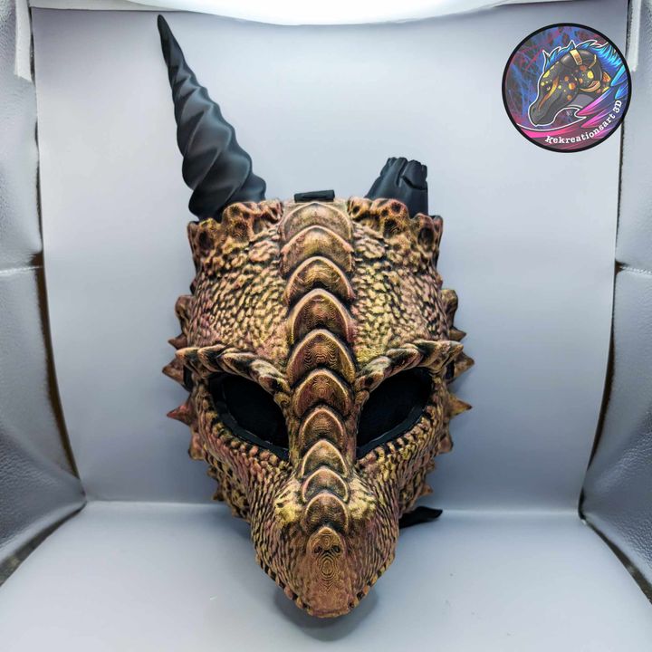3D Printable Wearable Dragon Cosplay Mask by Kirsten M