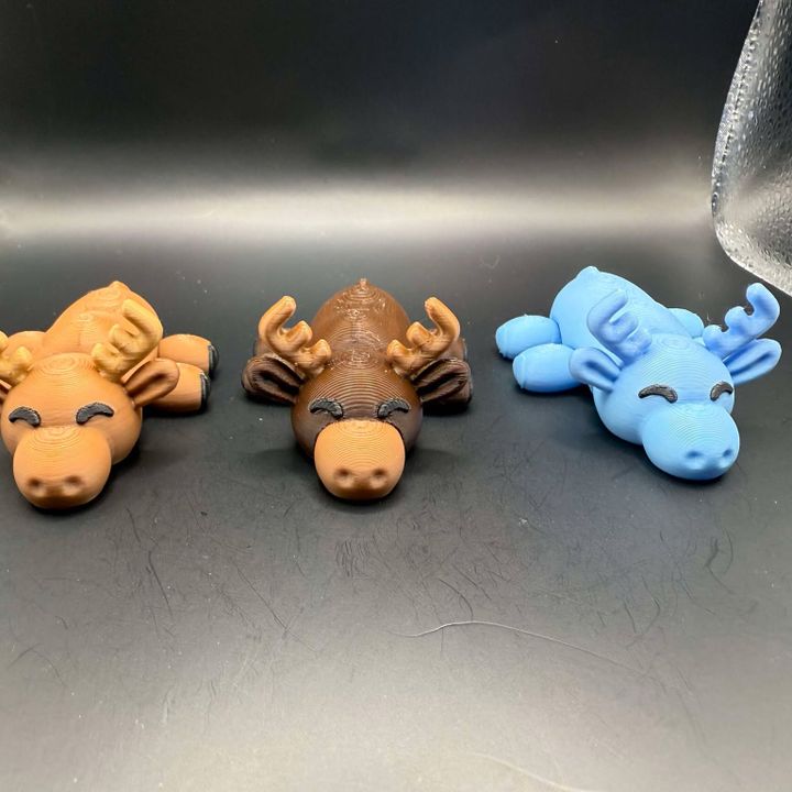 3D Printable Cute Tiny Articulated Moose with Hooves by Shawn Pena
