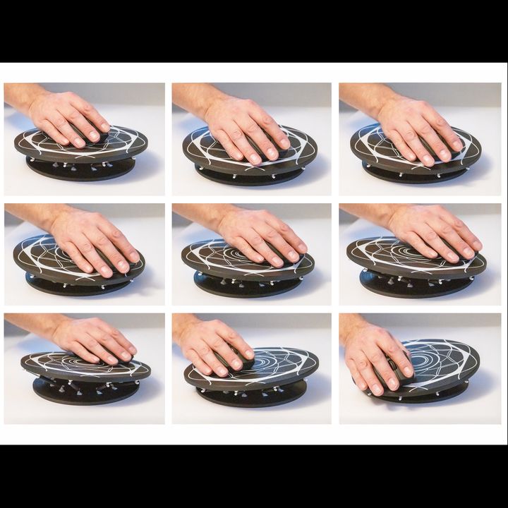 3D Printable HovErgo Mouse Pad – Orb Pattern by SimEyeSee