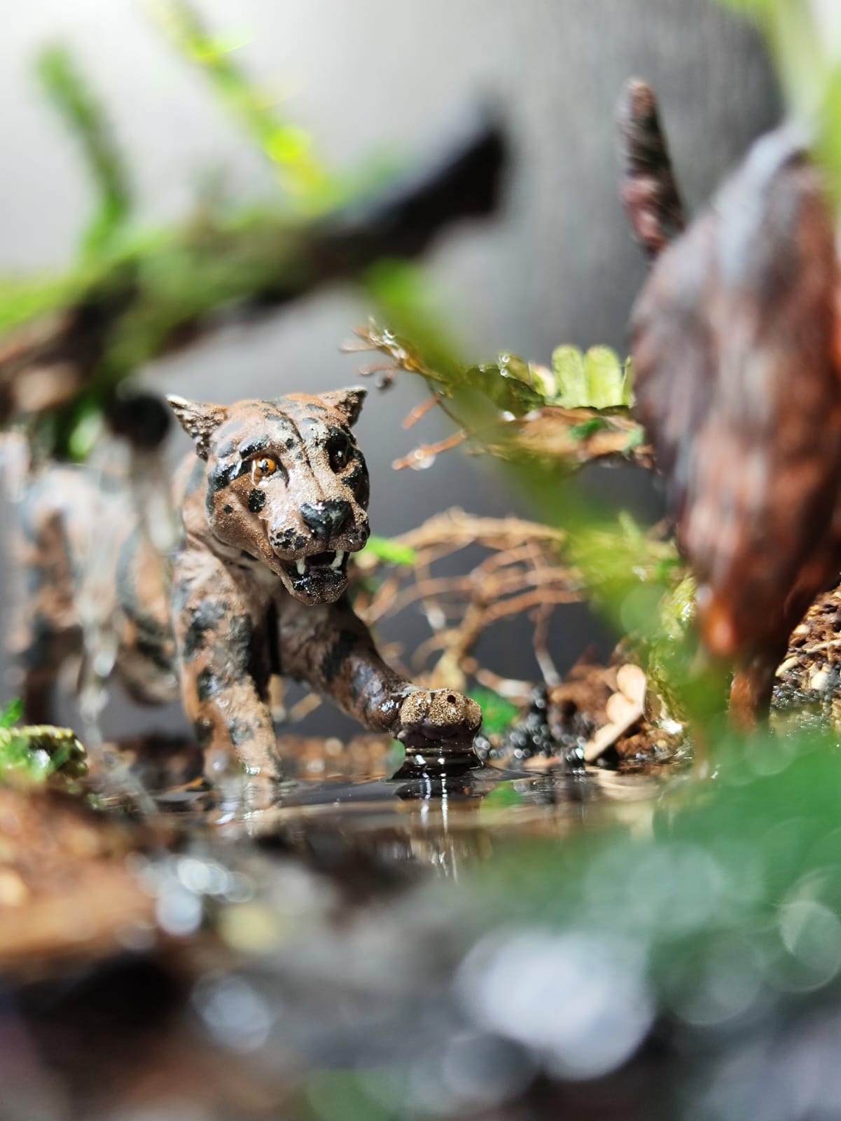 3D Printable Clouded Leopard Hunting Muntjac Deer by Animal Den Miniatures